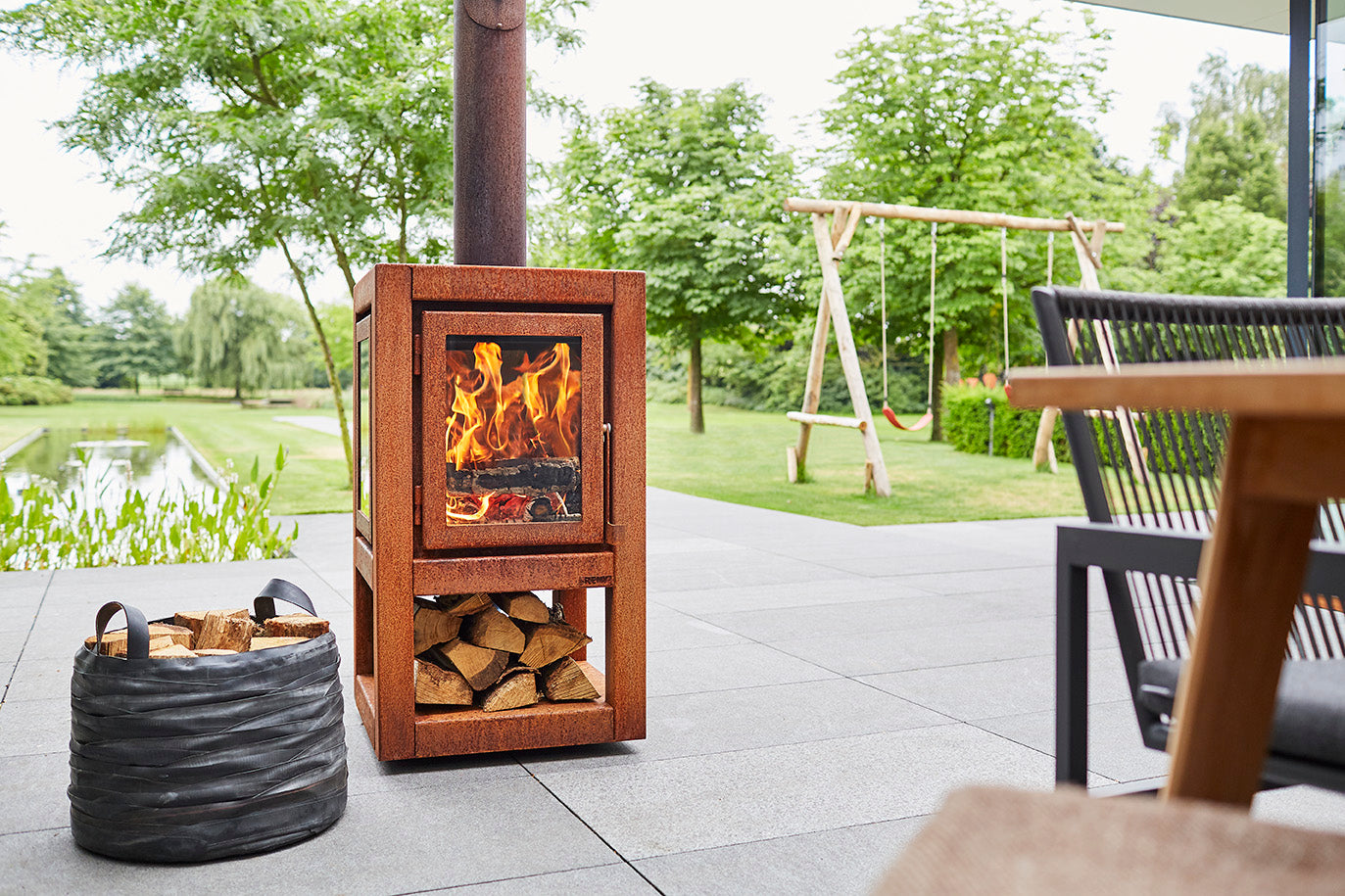 RB73 QUARUBA XL Mobile Fireplace | Outdoor Fireplace NZ – Outdoor Concepts